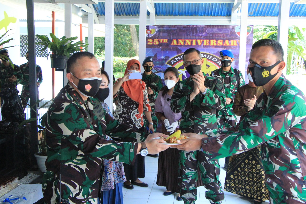 Syukuran HUT Ke-25 Skadron Teknik 044 Lanud Sultan Hasanuddin